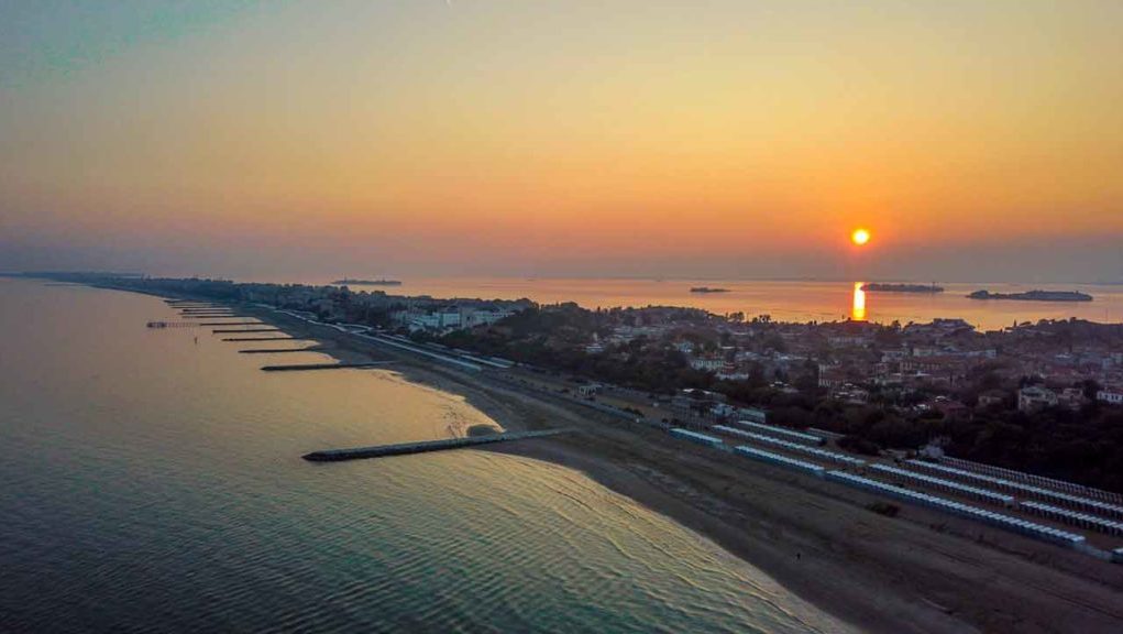 Travel Guide to the island of Lido near Venice: Tips & Infos