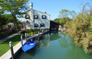 Visit the island of Torcello: Tips & Informations, How to get to the island