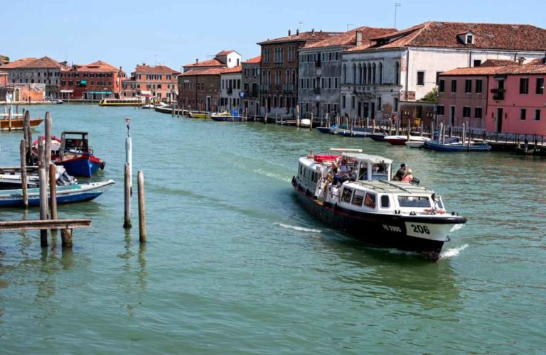 The Three Lagoon Islands - Tours to Murano, Burano and Torcello